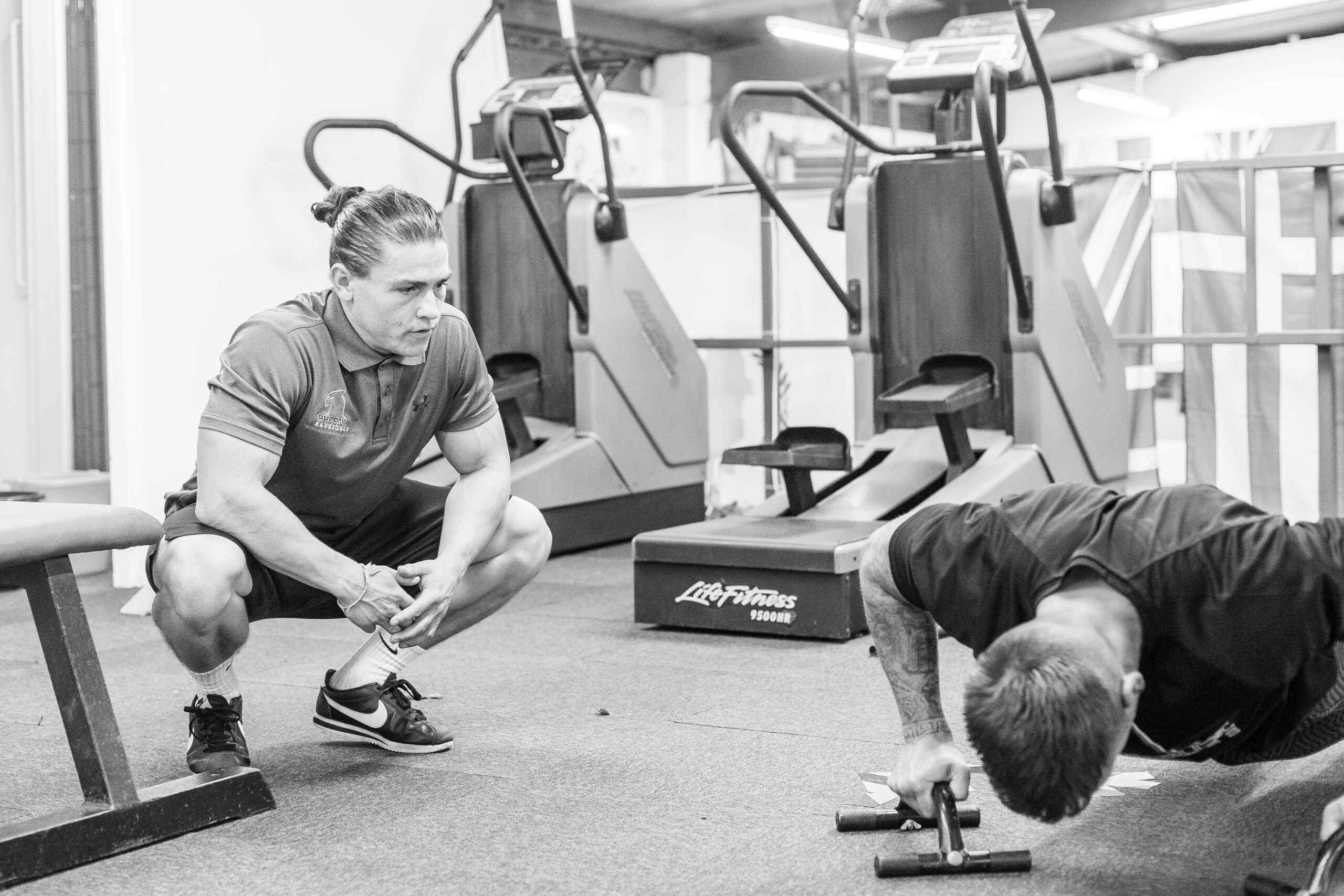 1 on 1 and Small Group Personal Training - Phoenix Physiques